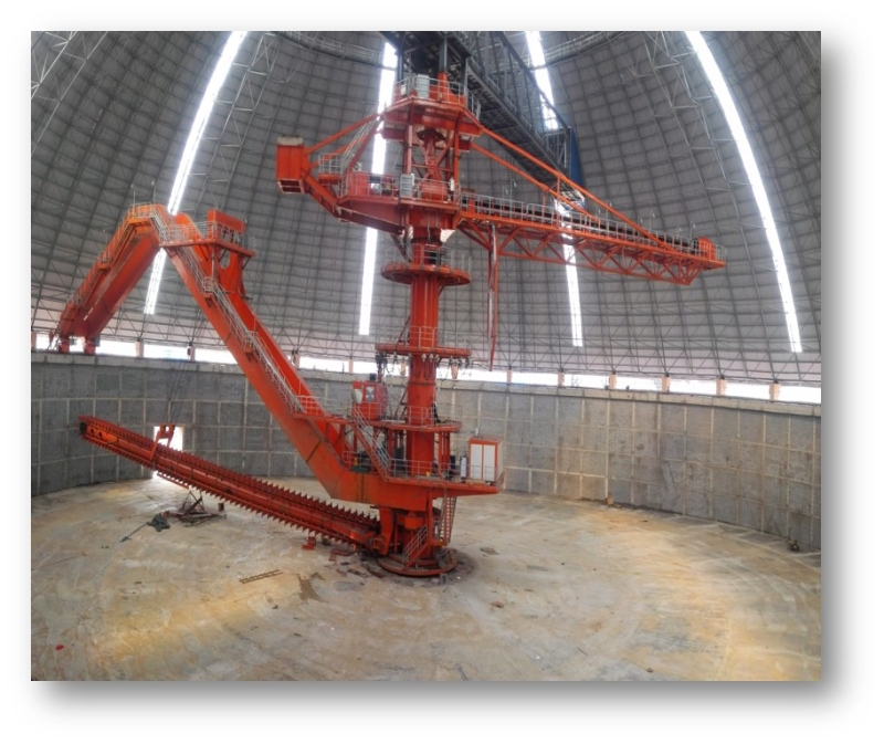 The coal unloading by the train in Shandong Chenming Power Station ...